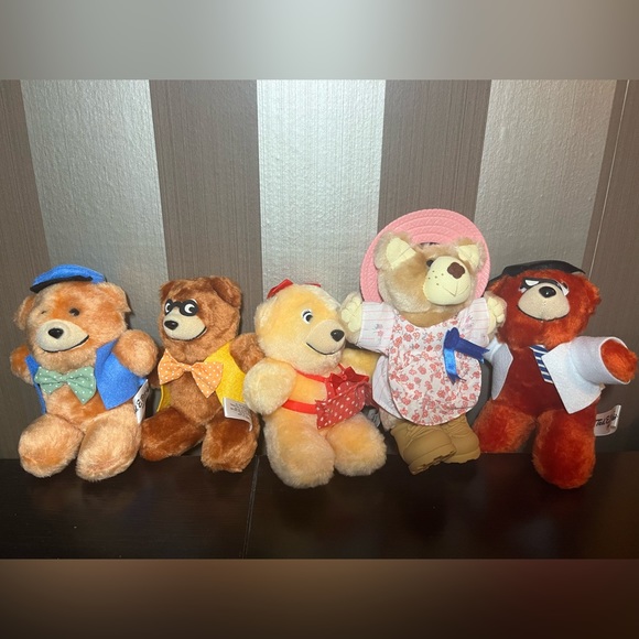 Toys | Lot Of 5 Vintage Ted E Bear And Friends Furskins 8s Bear Plush | Poshmark